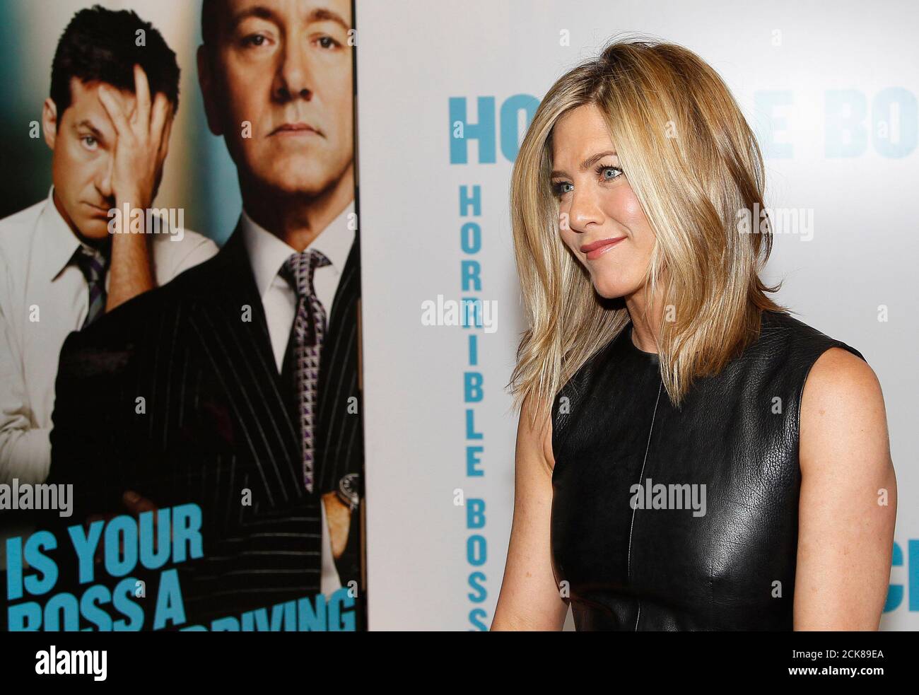 Jennifer aniston poses hi-res stock photography and images - Alamy