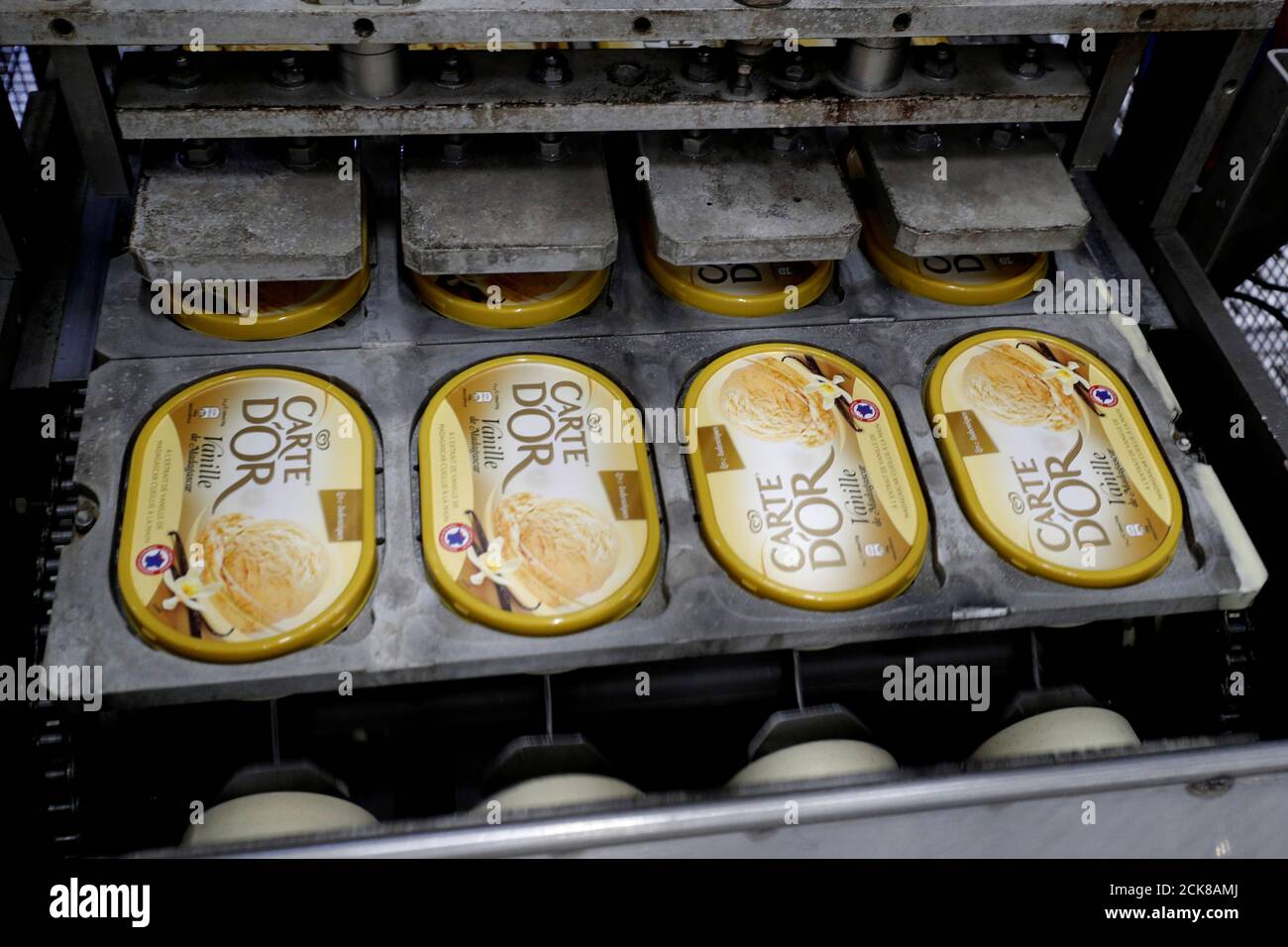 Carte d'or ice cream hi-res stock photography and images - Alamy