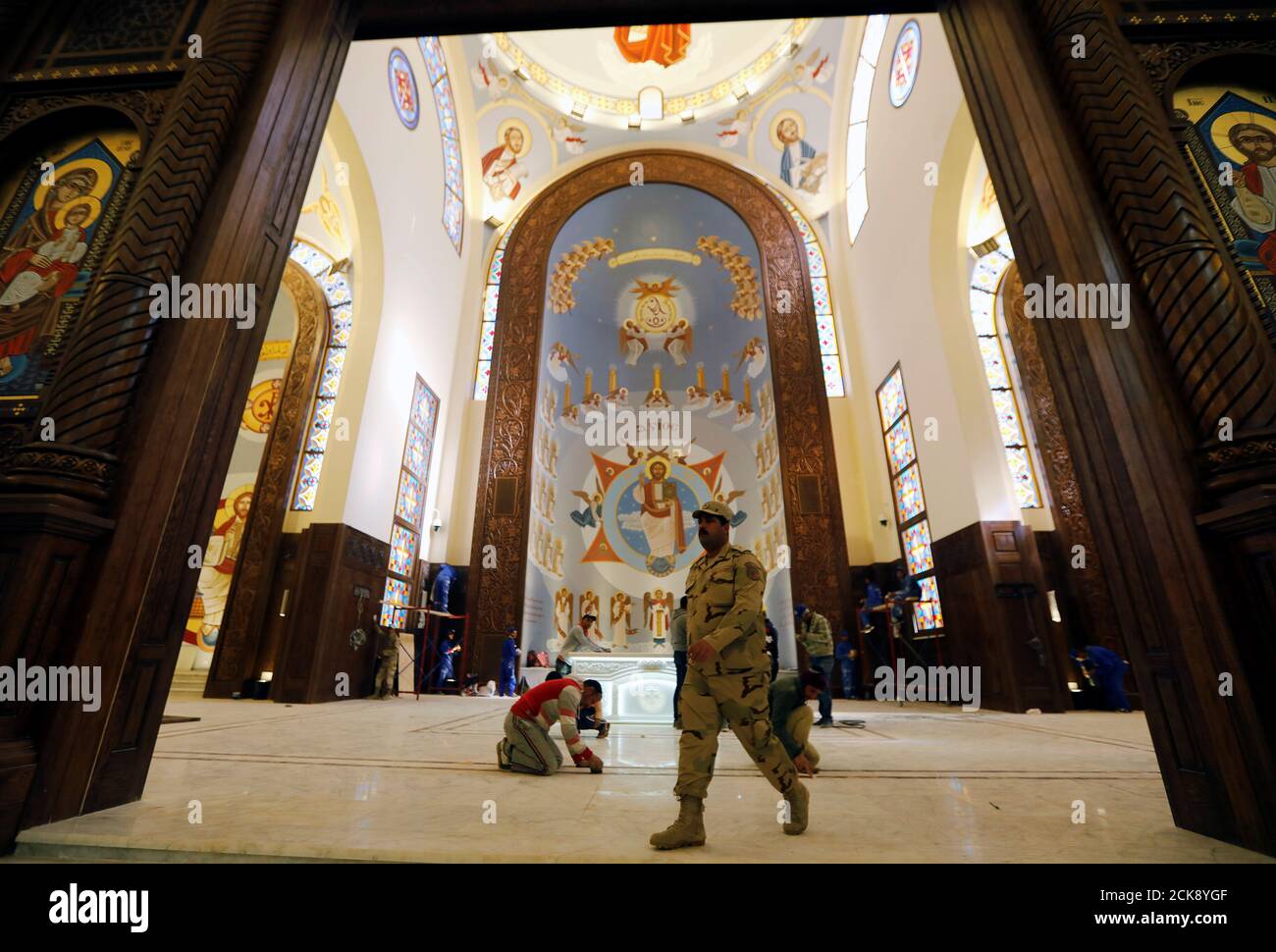 Interior cathedral cleaning hi-res stock photography and images - Alamy