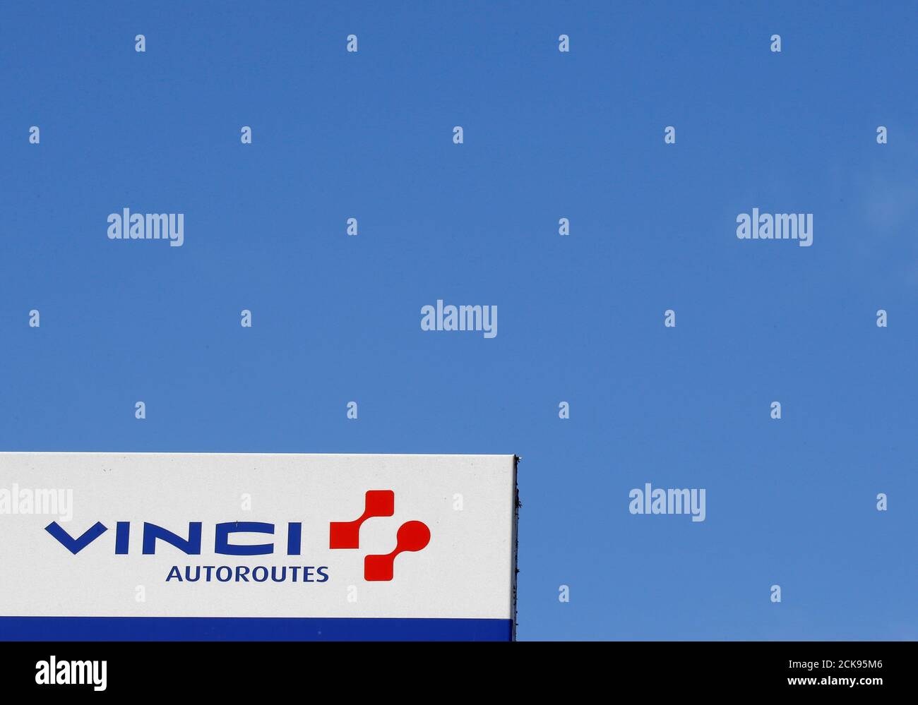 Vinci logo High Resolution Stock Photography and Images - Alamy