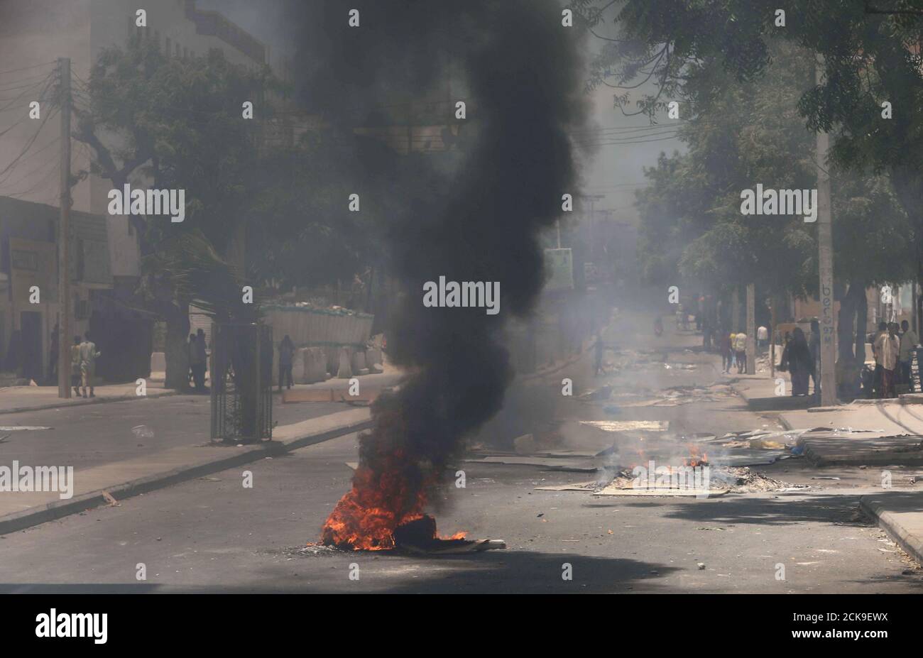 Somali demonstrators hi-res stock photography and images - Alamy