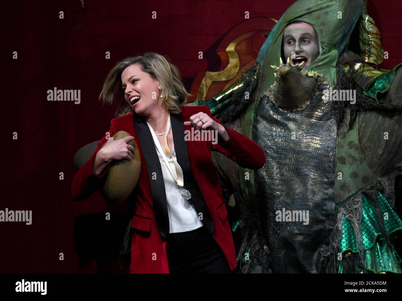 Director elizabeth banks hi-res stock photography and images - Alamy