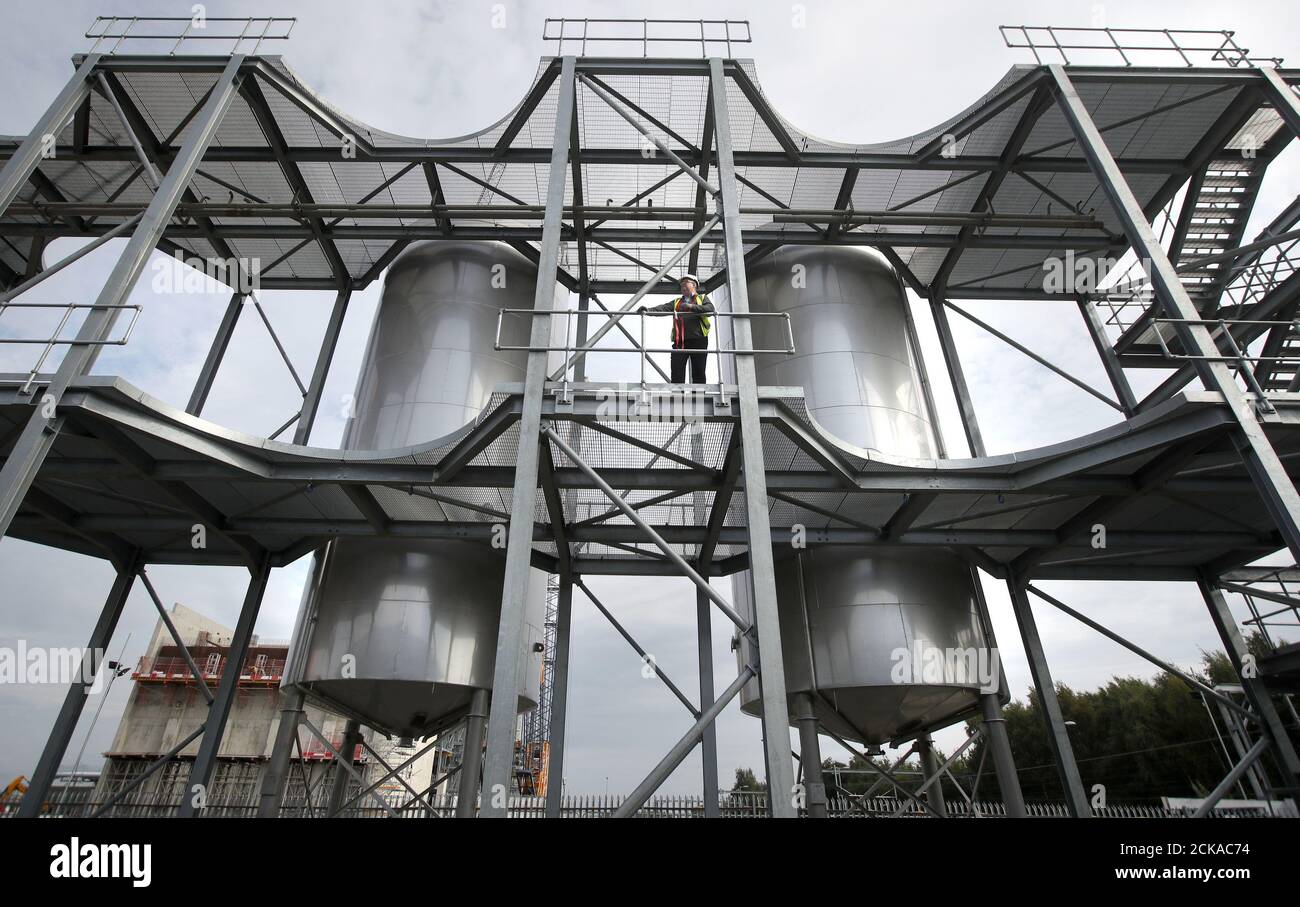 000 litre fermentation vessels hi-res stock photography and images - Alamy