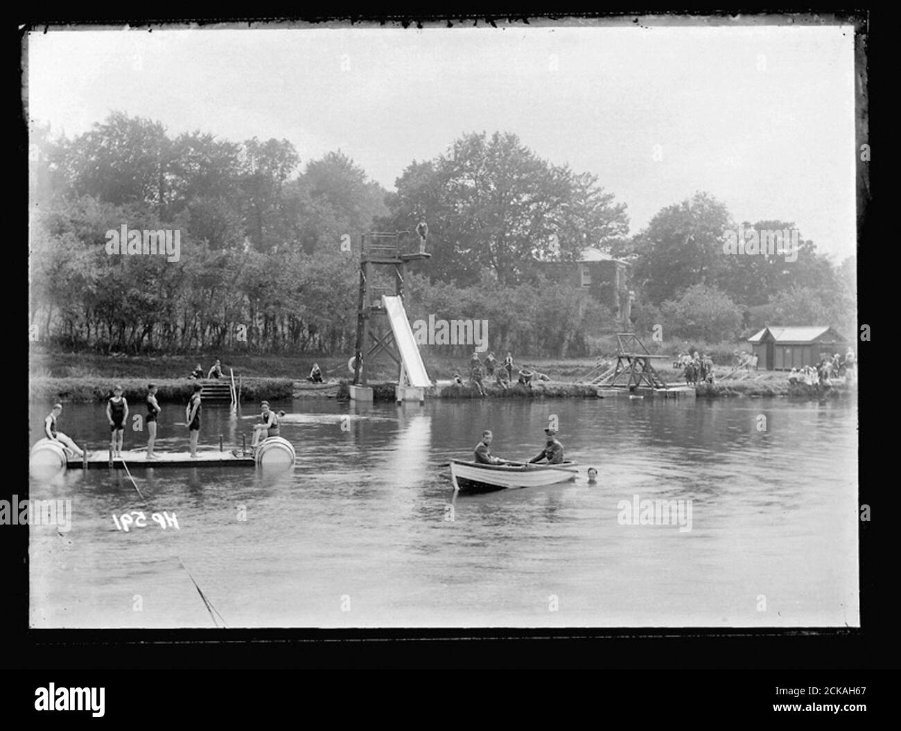 Vintage bathers hi-res stock photography and images - Alamy