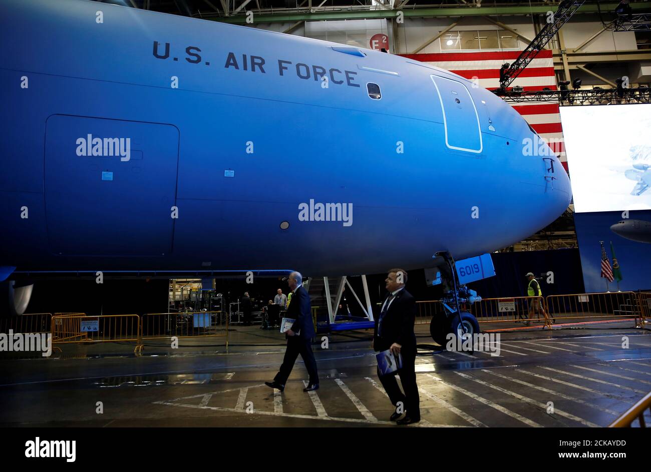 Kc 46 pegasus hi-res stock photography and images - Alamy
