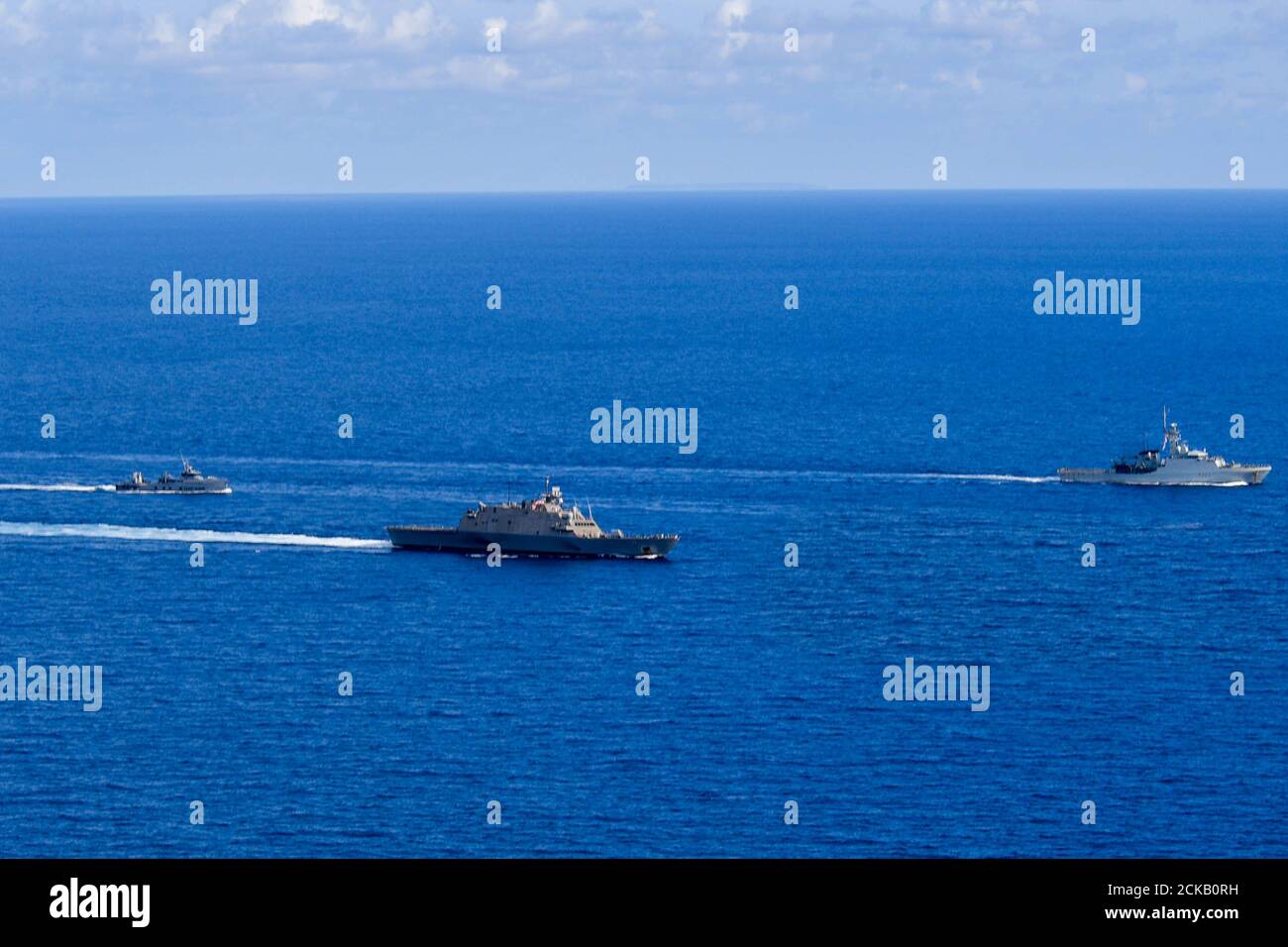 Hms medway hi-res stock photography and images - Alamy