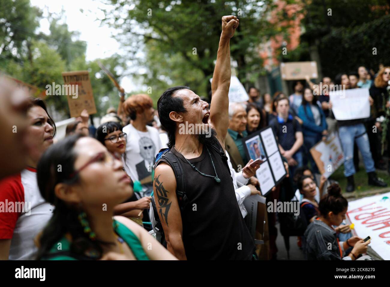 Rainforest protection hi-res stock photography and images - Alamy