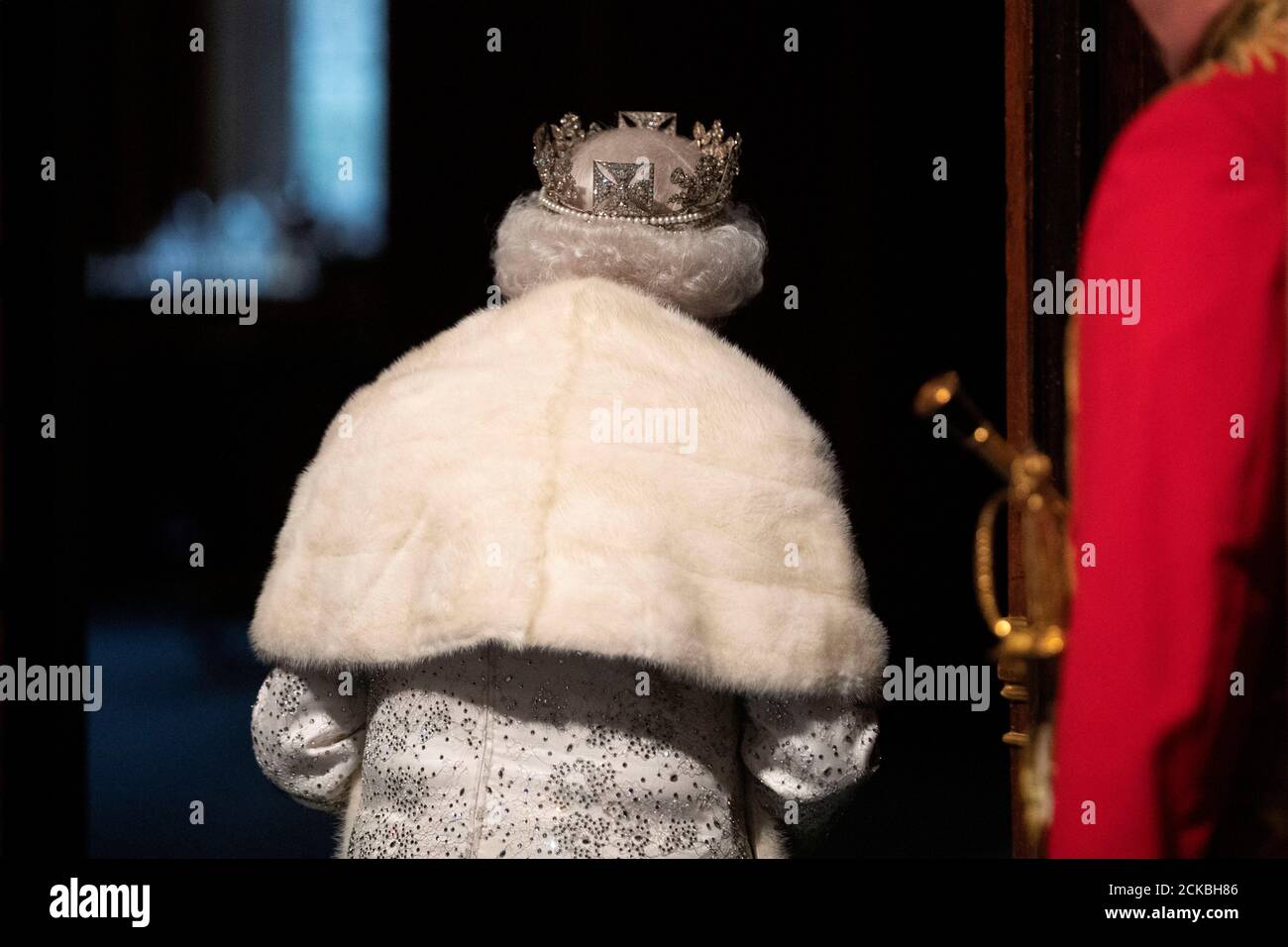 Queen robing room houses parliament hi-res stock photography and images ...