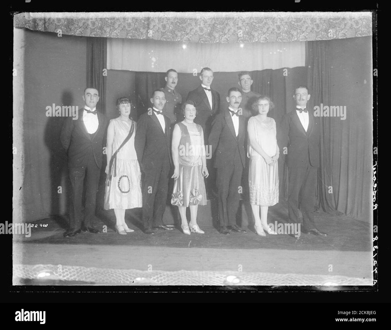 1940s performers hi-res stock photography and images - Alamy