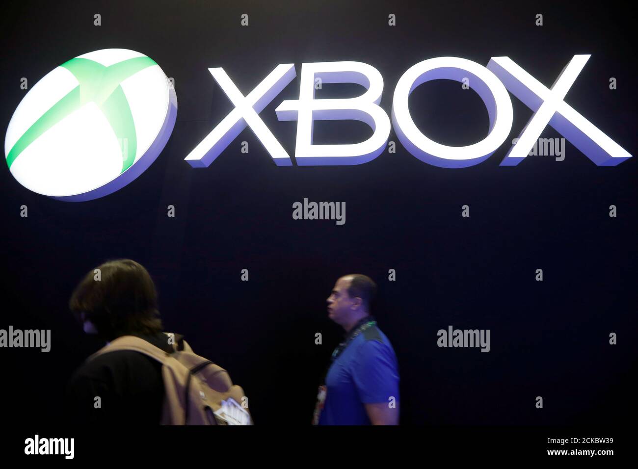 Xbox booth hi-res stock photography and images - Alamy