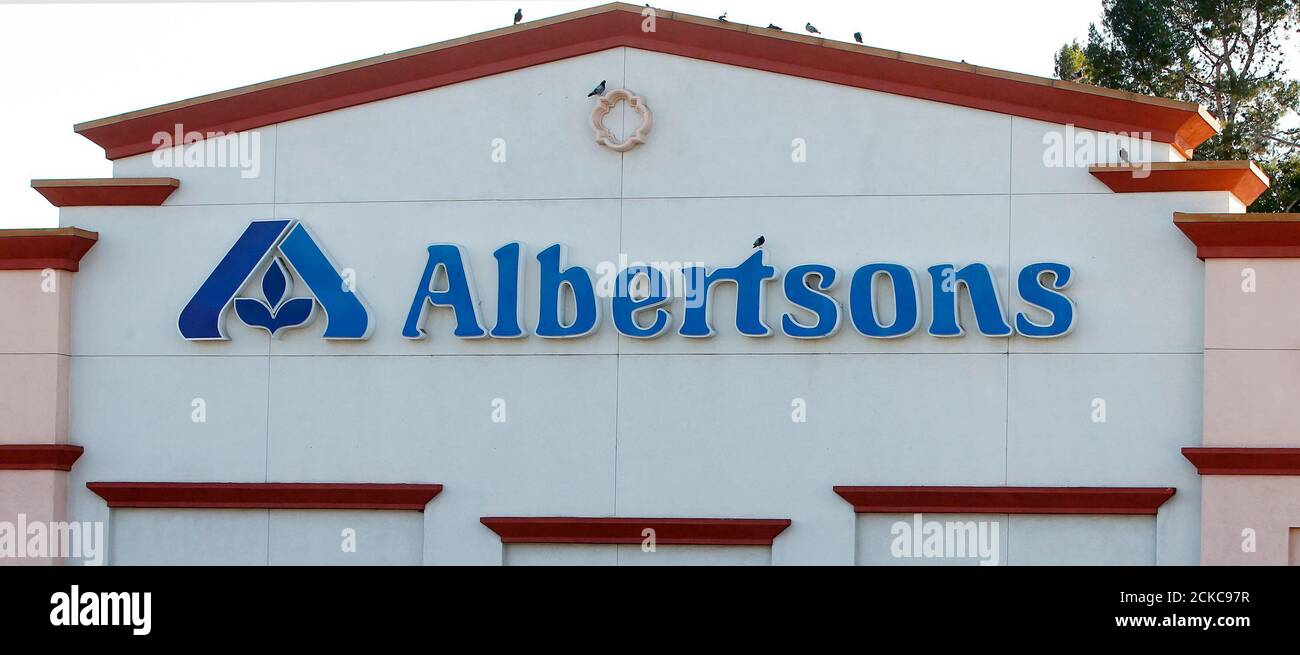 Supervalu inc hi-res stock photography and images - Alamy