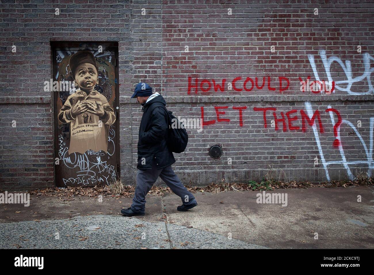 Crime graffiti police hi-res stock photography and images - Alamy