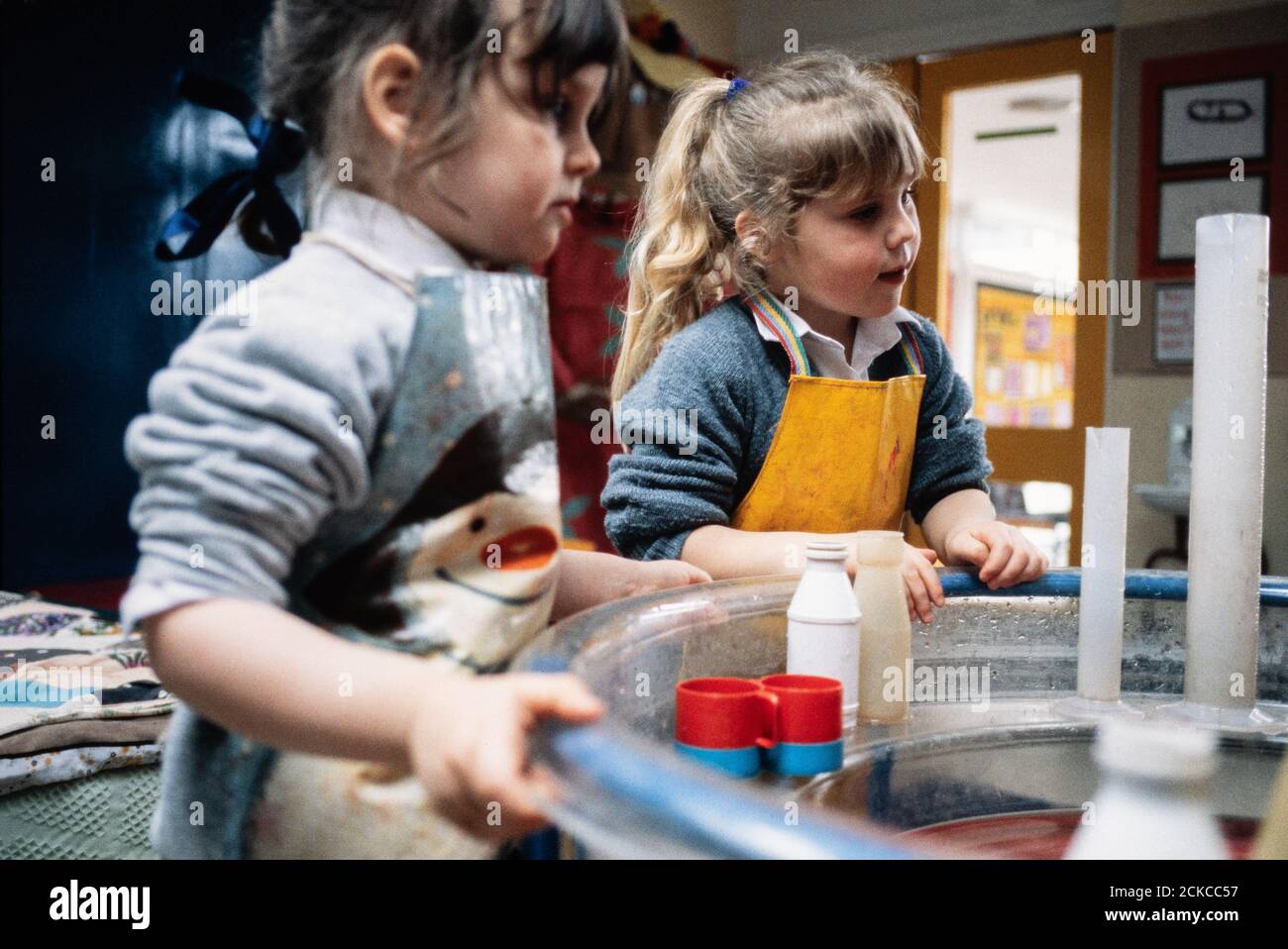 Using water table and liquids to learn measuring at Headcorn County ...