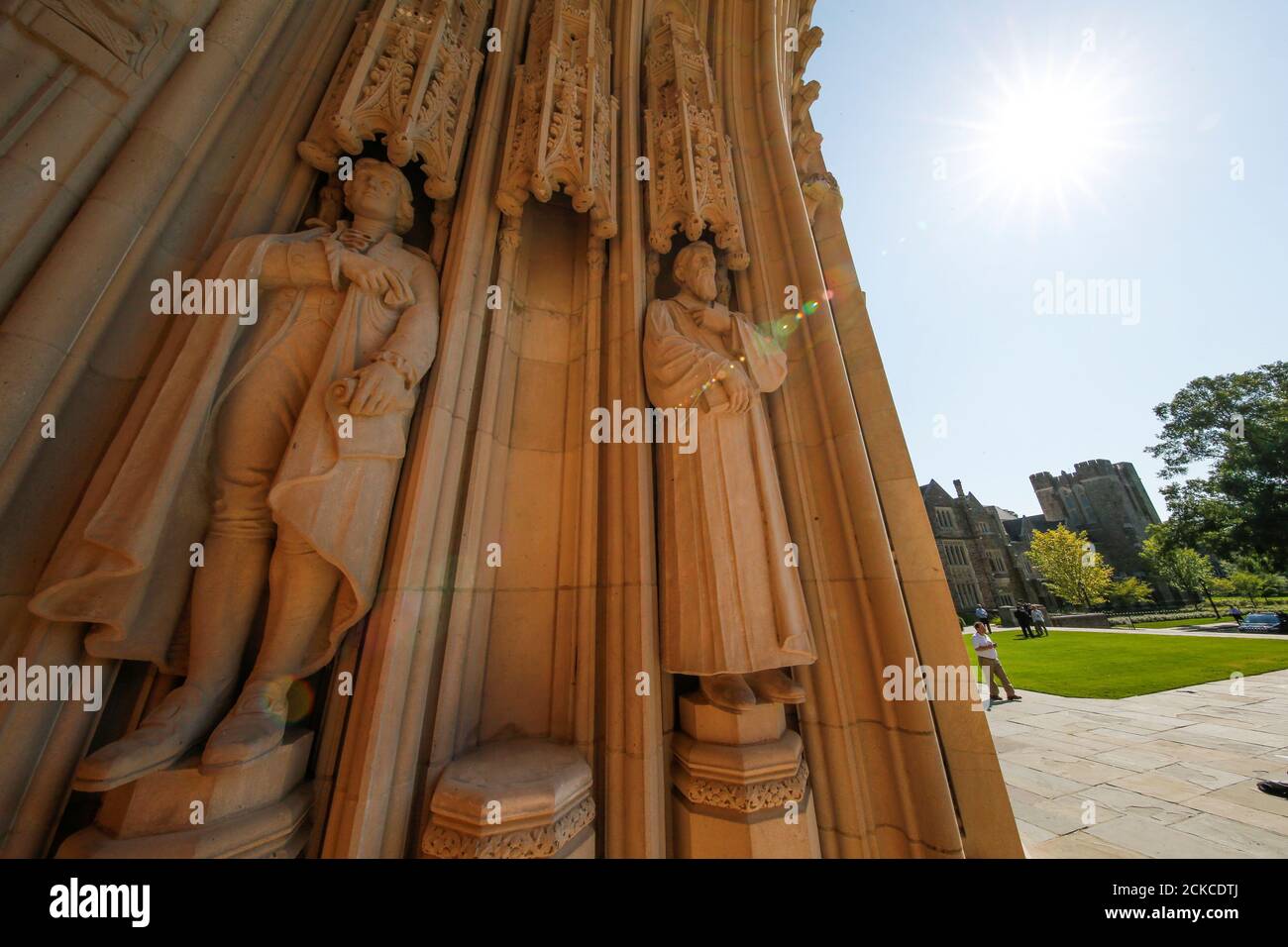 Controversial Statue High Resolution Stock Photography and Images - Alamy