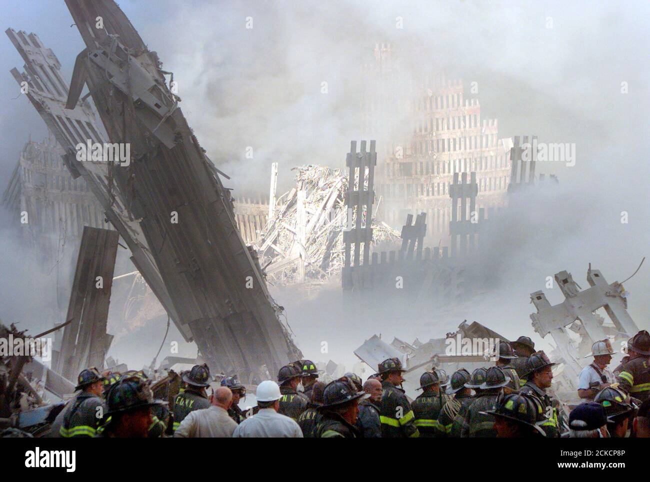 World trade centre 2001 dust hi-res stock photography and images - Alamy