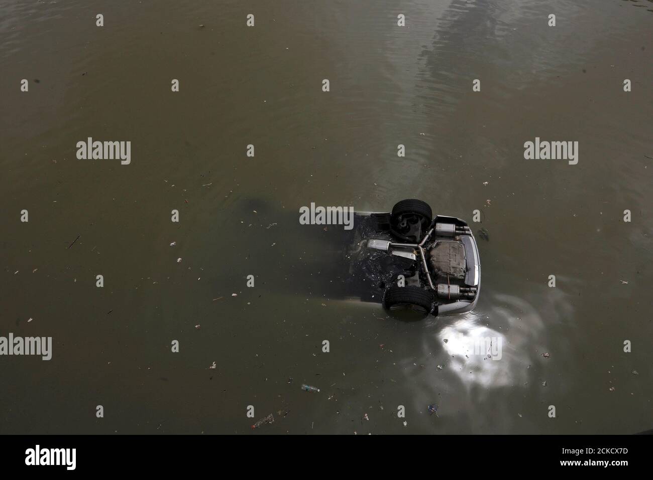 Car upside down after accident hi-res stock photography and images - Alamy