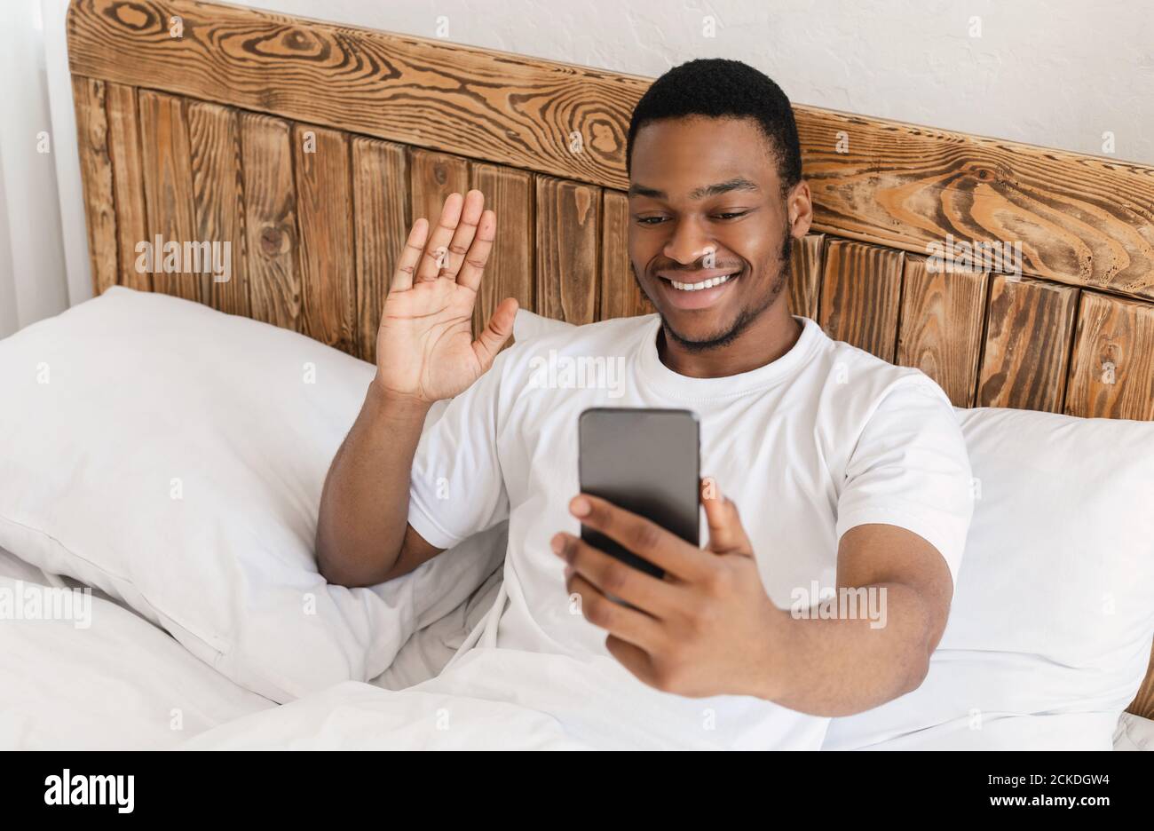 Black guy making phone call hi-res stock photography and images - Alamy