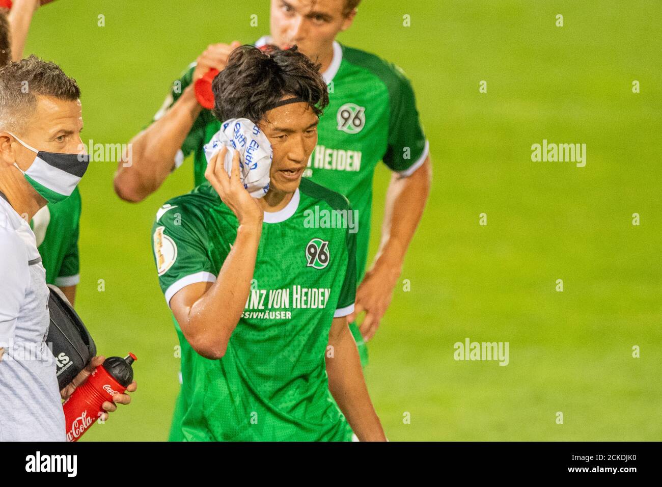 Football head on collision hi-res stock photography and images - Alamy