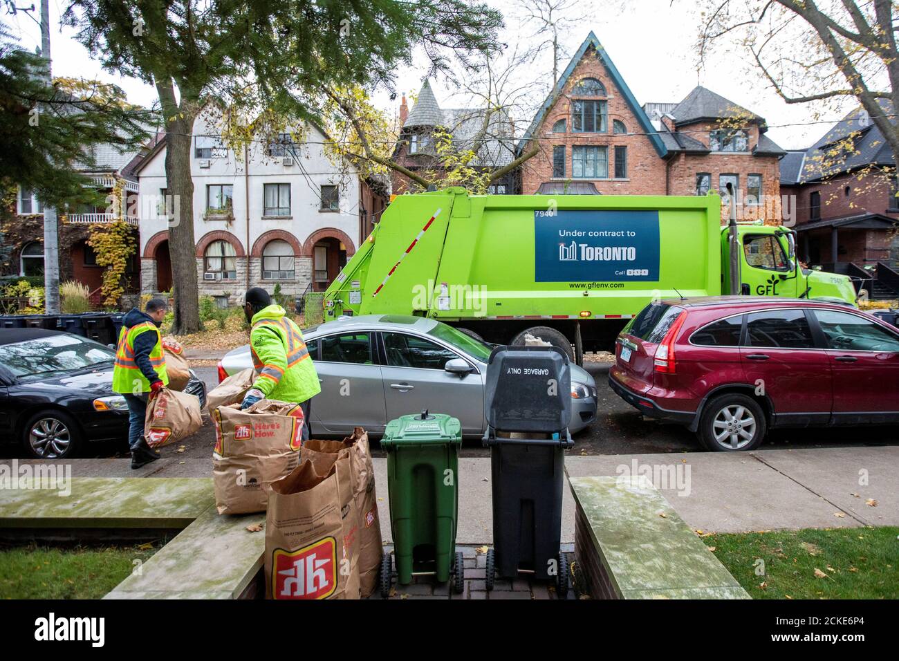 Toronto waste management hi-res stock photography and images - Alamy