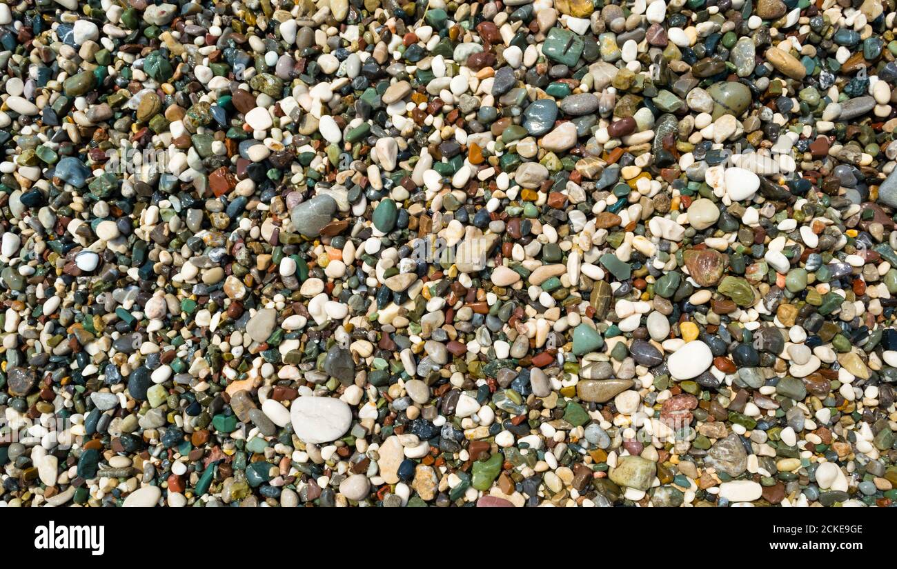Wet pebbles backdrop hi-res stock photography and images - Alamy