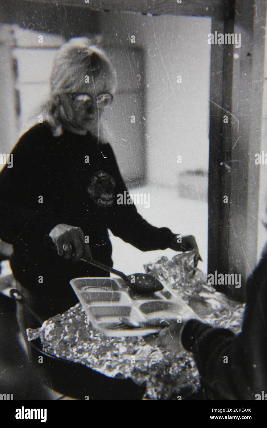 Fine 70s vintage black and white photography of the lady chefs cooking ...