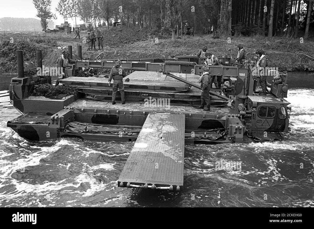 NATO exercises in Germany, September 1984, British soldiers build a ...