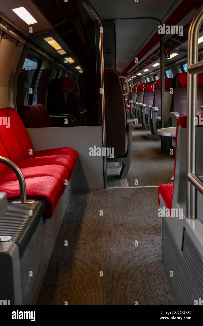 Luxury train switzerland hi-res stock photography and images - Alamy