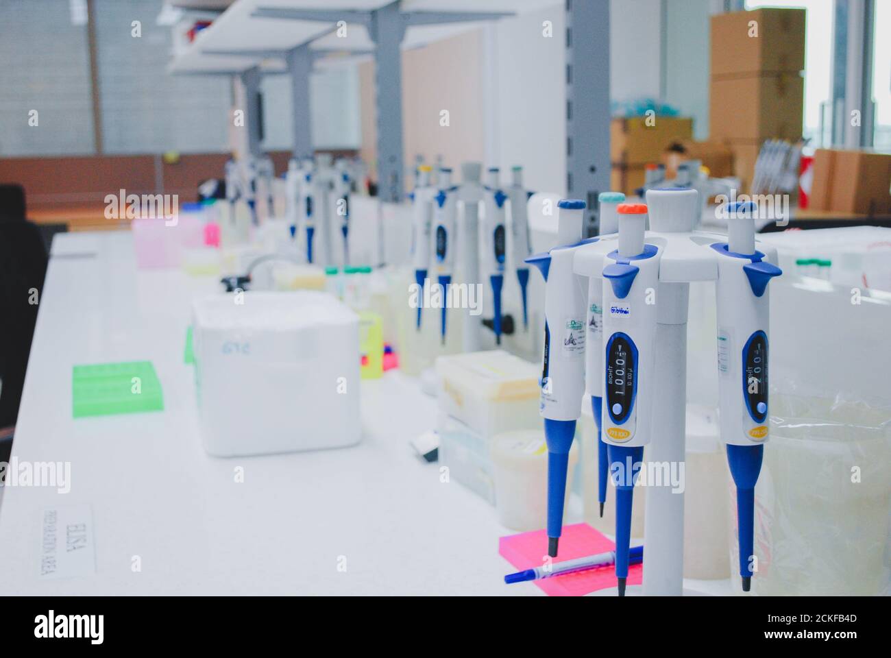 Medical laboratory bench hi-res stock photography and images - Alamy