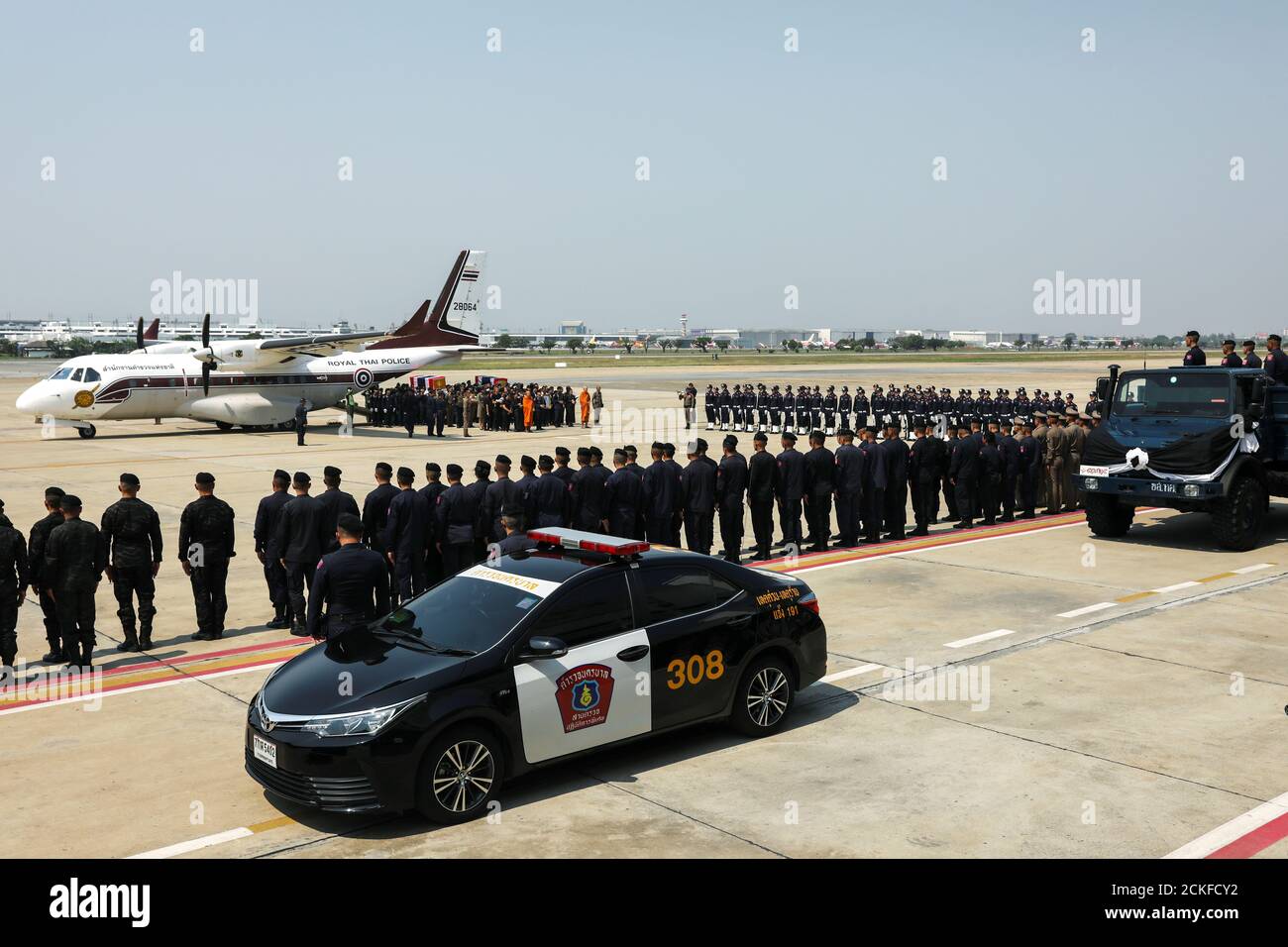 Terminal 21 shopping mall in bangkok hi-res stock photography and ...