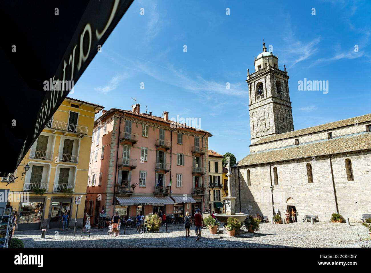 Basilica san giacomo bellagio hi-res stock photography and images - Alamy