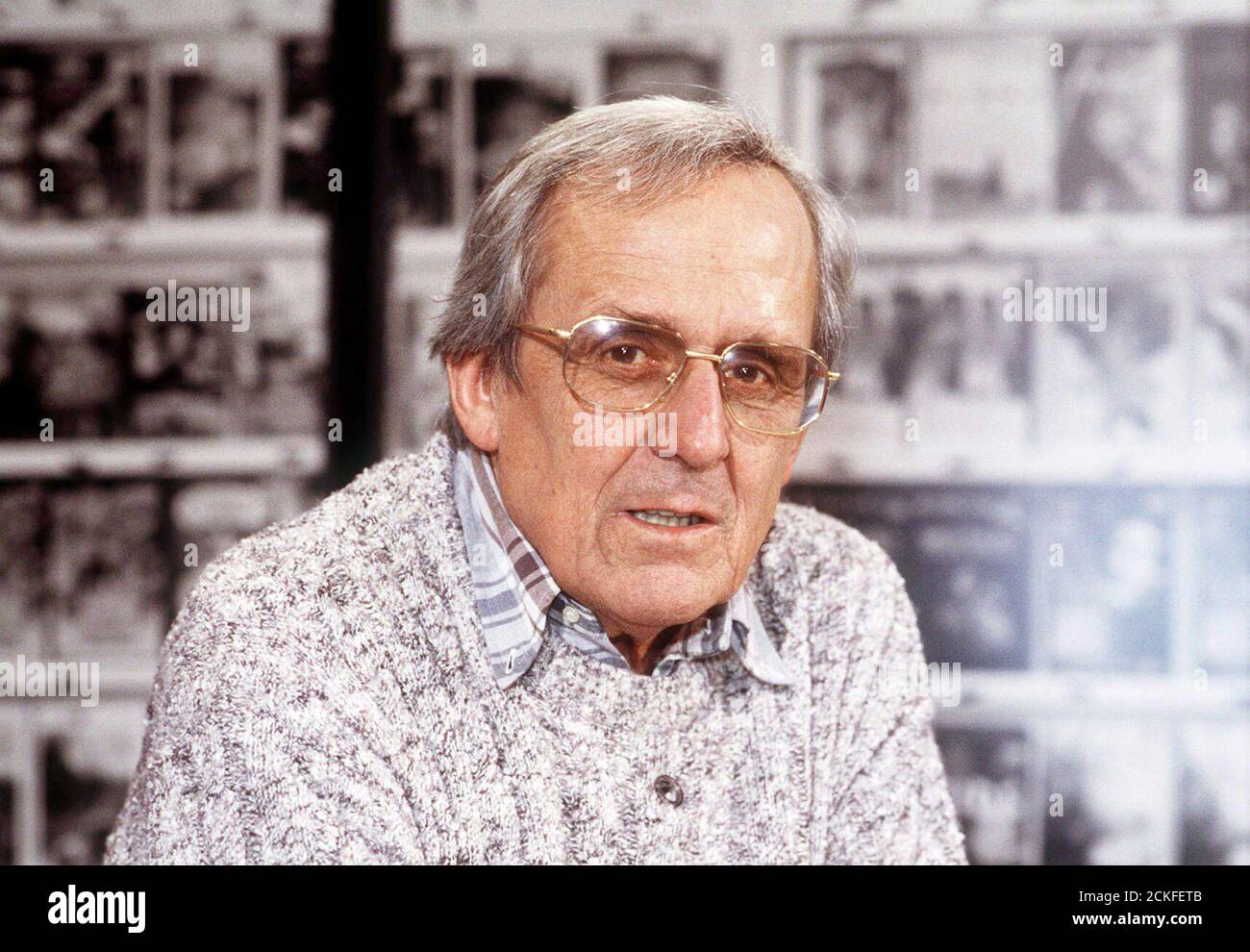Porträt vom deutschen Kabarettist und Schauspieler DIETER HILDEBRANDT ...