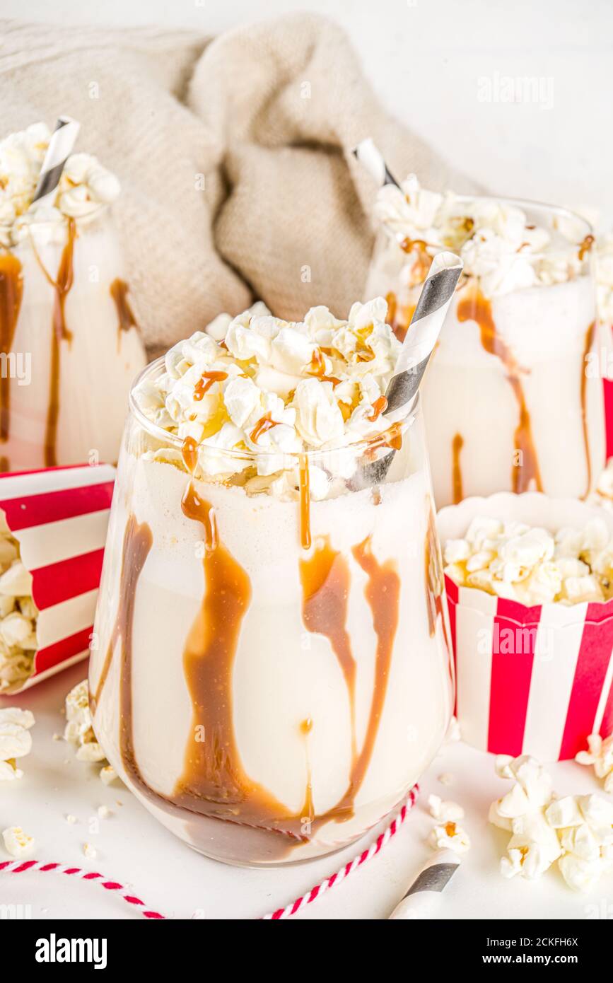 Popcorn caramel winter cocktail. White hot chocolate with Popcorn and ...