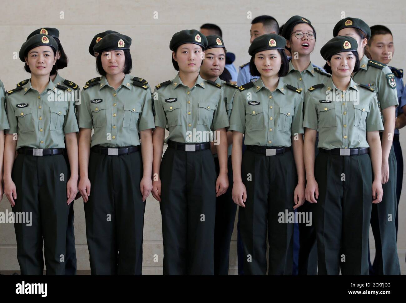 People's liberation army female hi-res stock photography and images - Alamy
