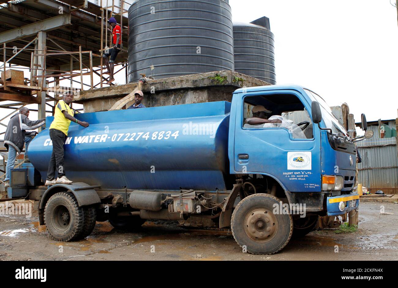 Water Bowser High Resolution Stock Photography and Images - Alamy