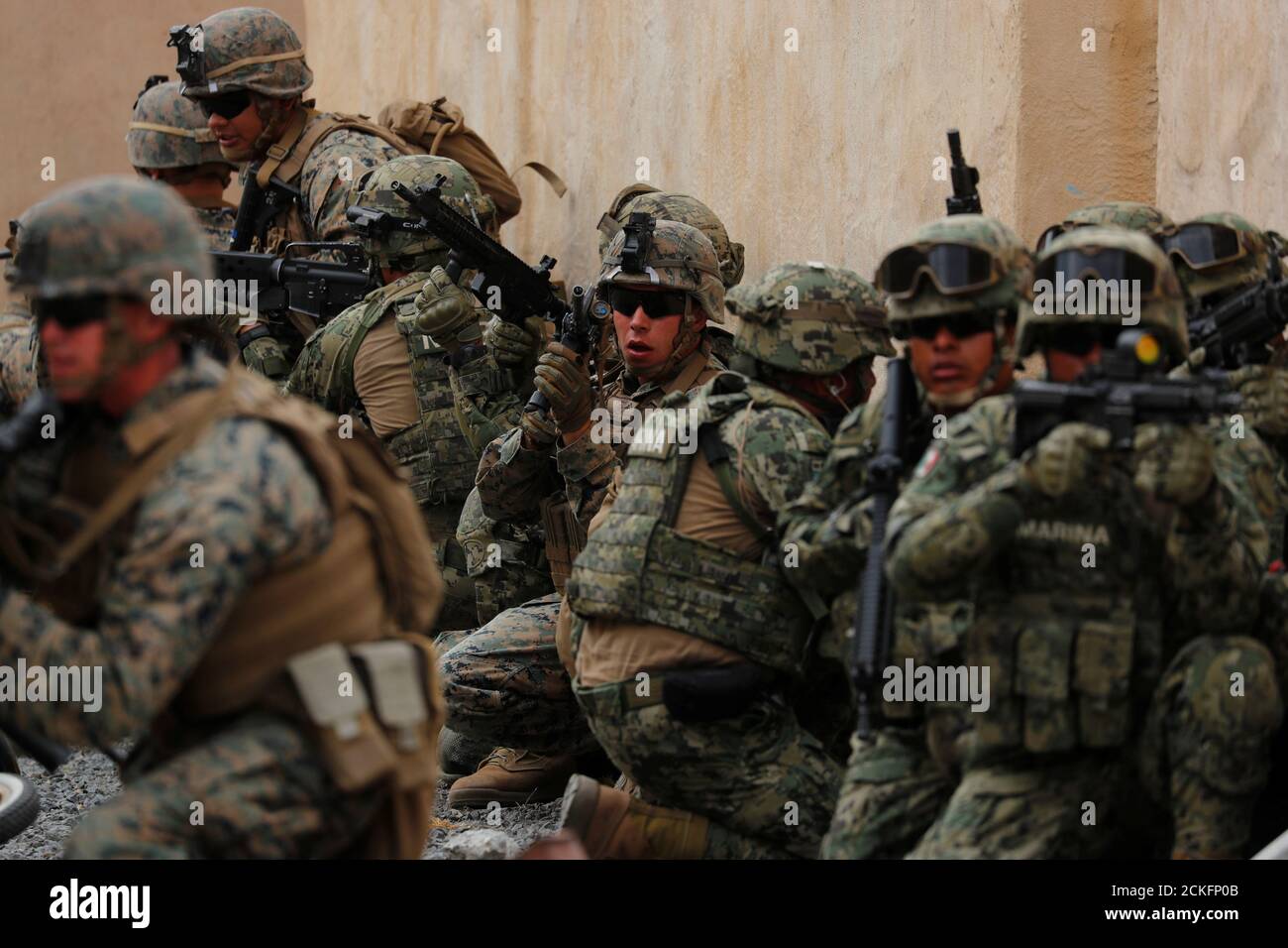 Mexican marines hi-res stock photography and images - Alamy