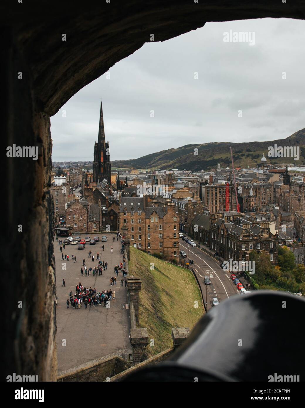 Edinburgh window view hi-res stock photography and images - Alamy