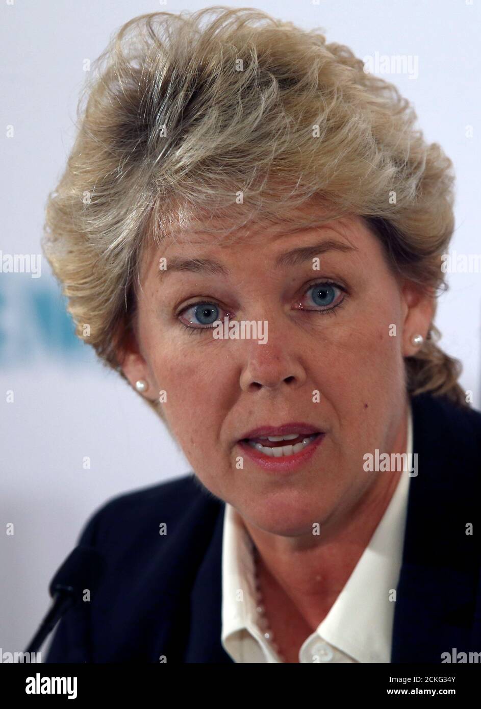 Lisa davis hi-res stock photography and images - Alamy