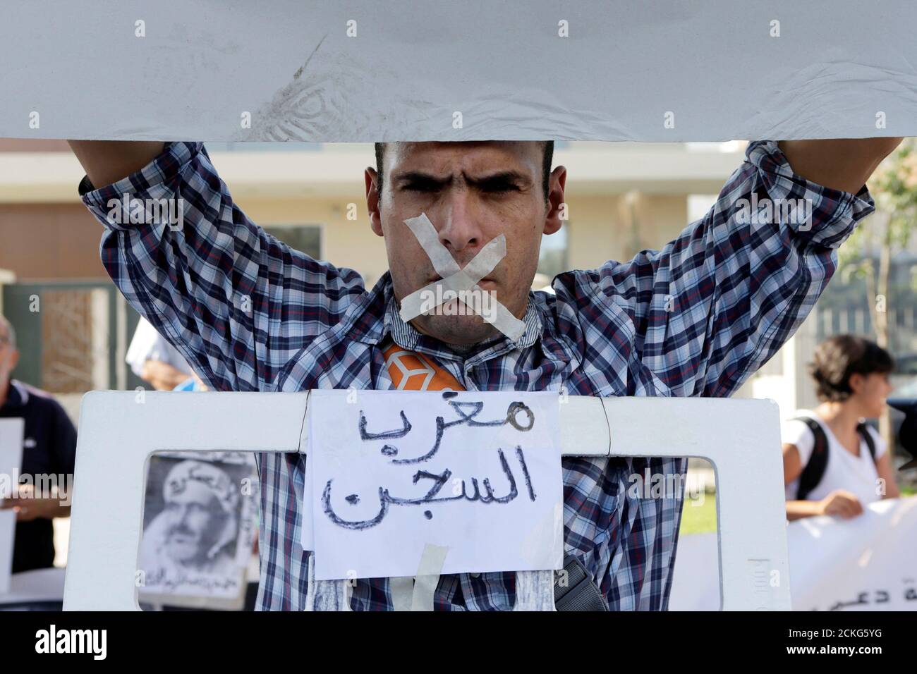 Hirak protest movement hi-res stock photography and images - Alamy