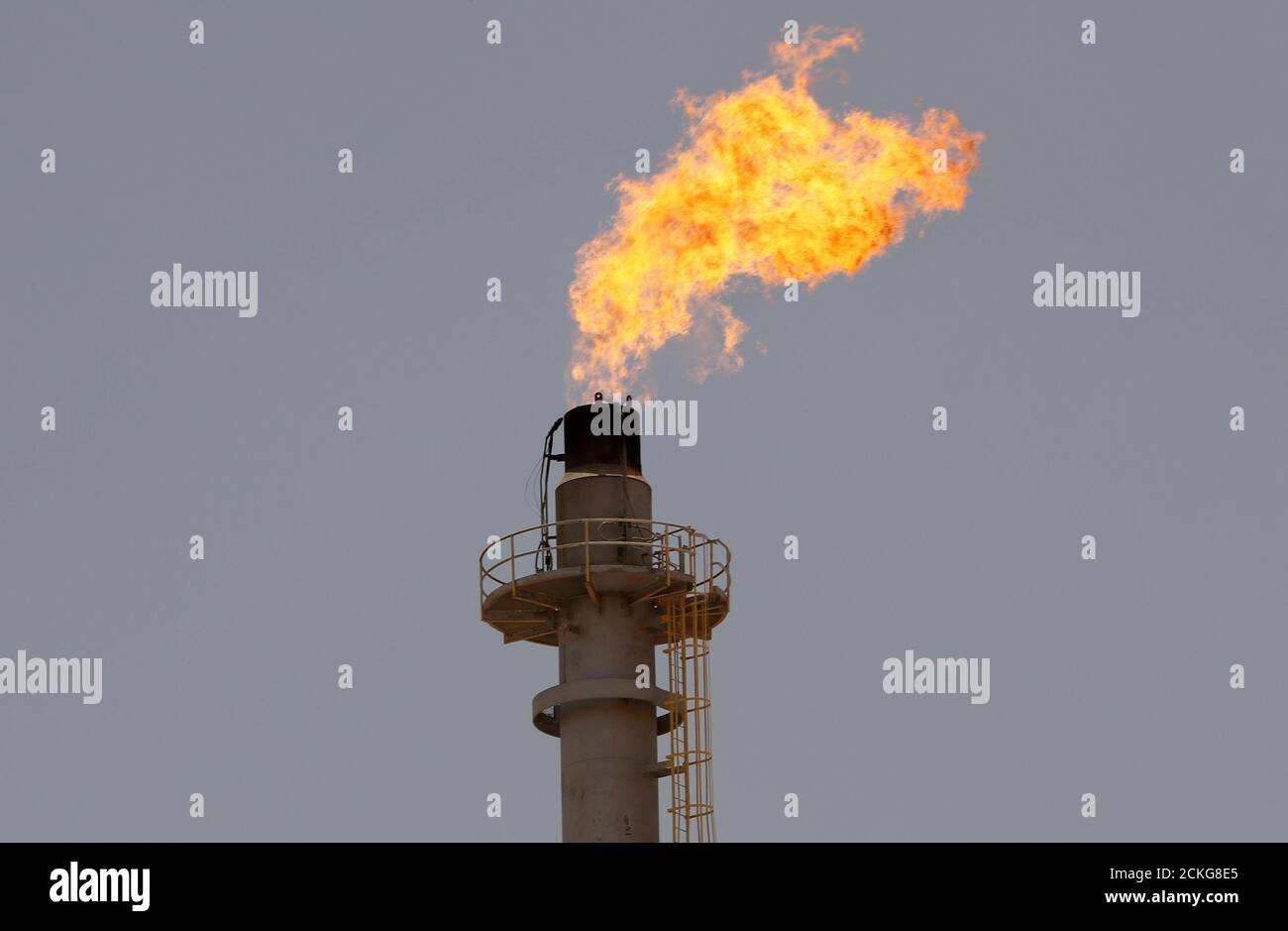 Oilfield saudi arabia hi-res stock photography and images - Alamy