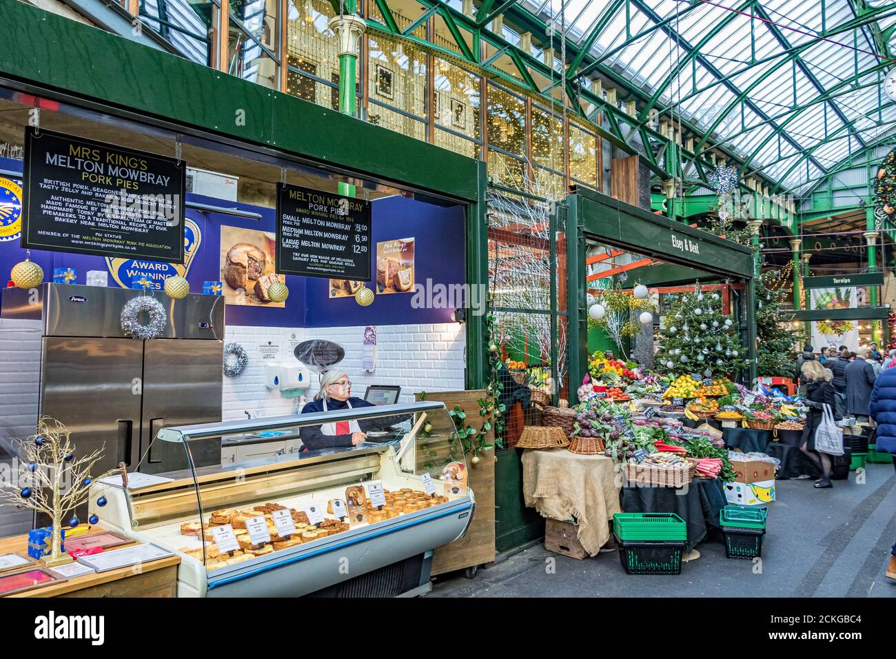 Pies selling hi-res stock photography and images - Alamy