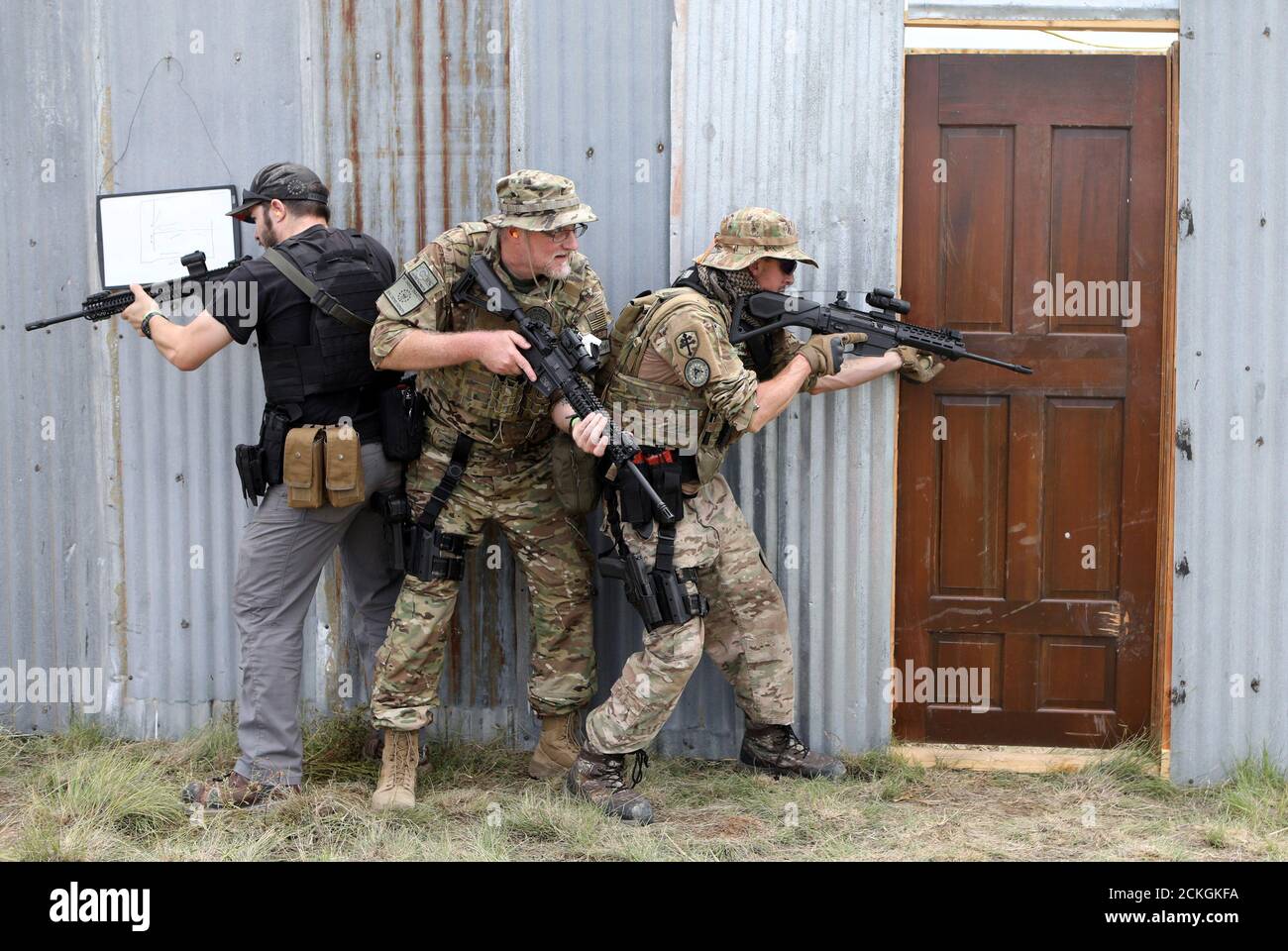 Close quarter combat u s hi-res stock photography and images - Alamy