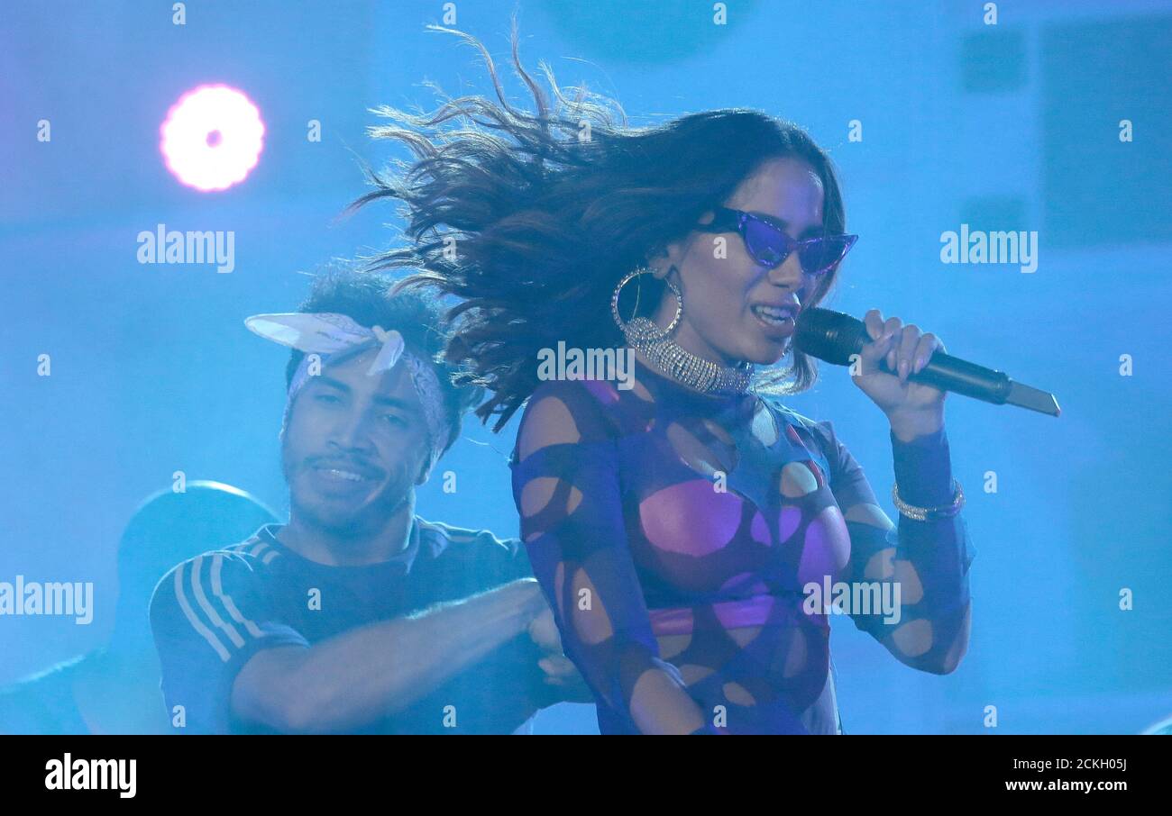 Brazilian singer anitta hi-res stock photography and images - Alamy
