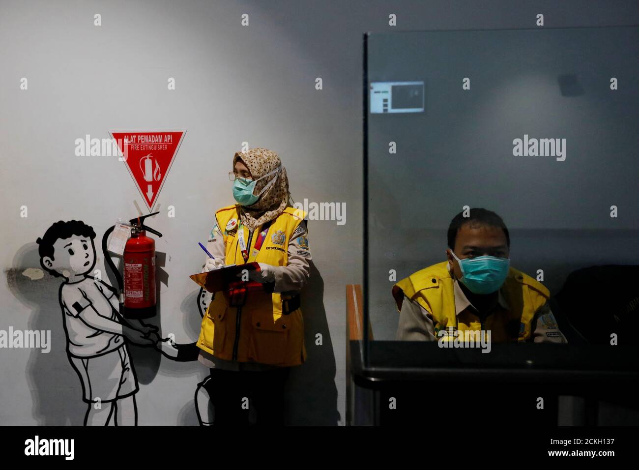 Health quarantine officers of soekarno hi-res stock photography and ...
