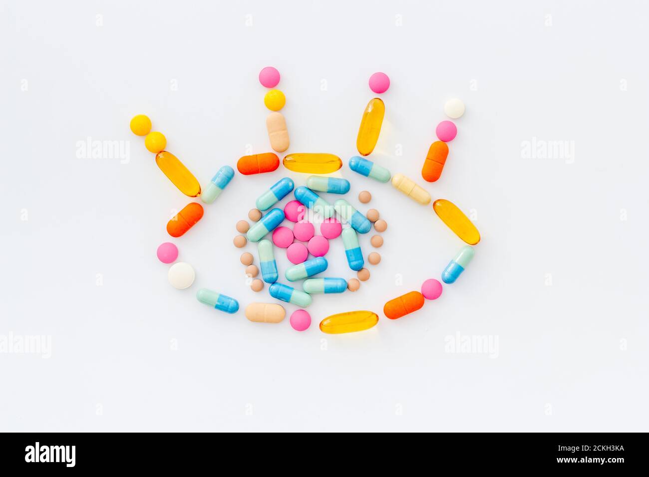 Eye disease. Medical capsules and pills, top view Stock Photo - Alamy