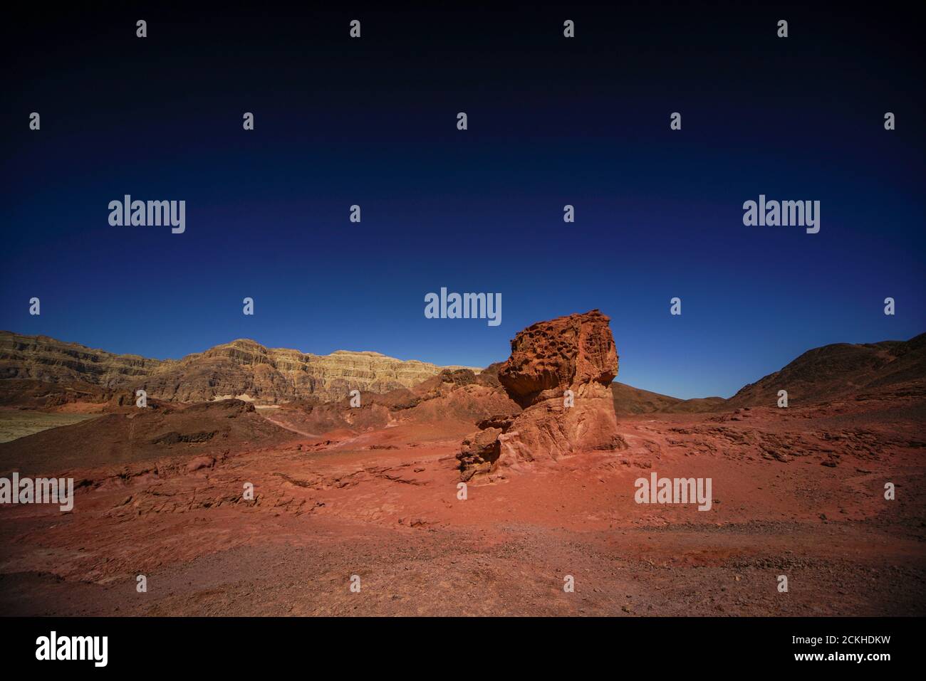 The mushroom rock at Timna valley. Natural Rock formations, Timna ...