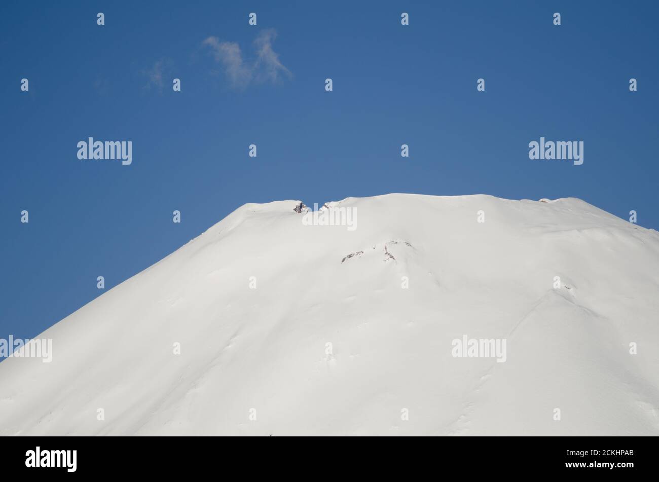 Parinacota volcano in Lauca National Park. Arica y Parinacota Region ...