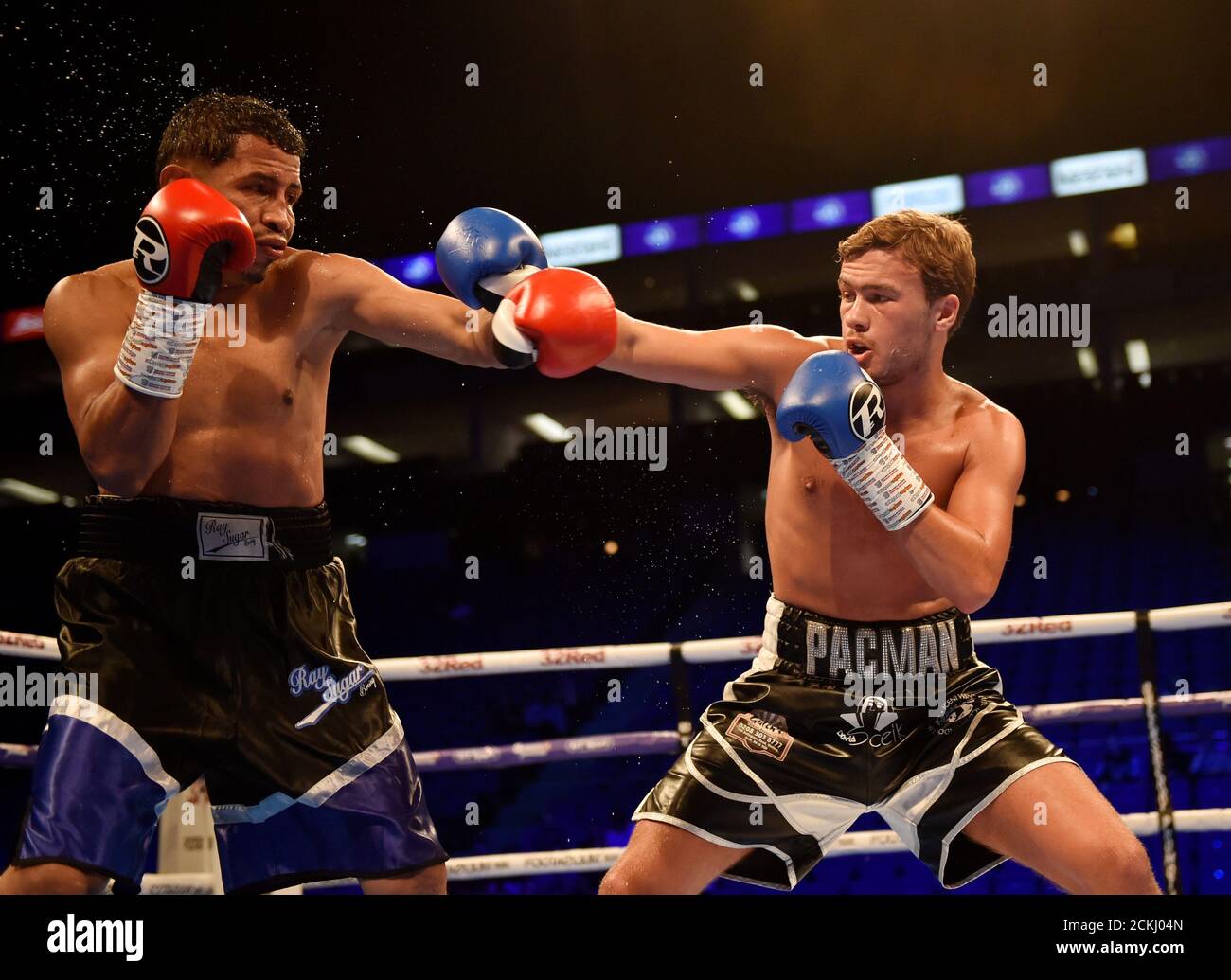 Boxing The O2 Arena High Resolution Stock Photography and Images - Alamy