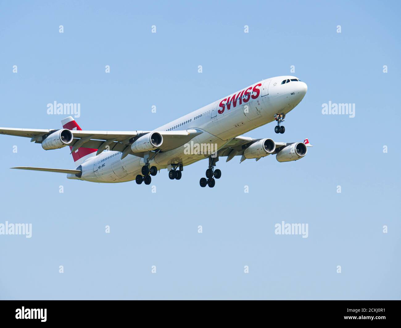 Plane Landing / Take-off Stock Photo - Alamy