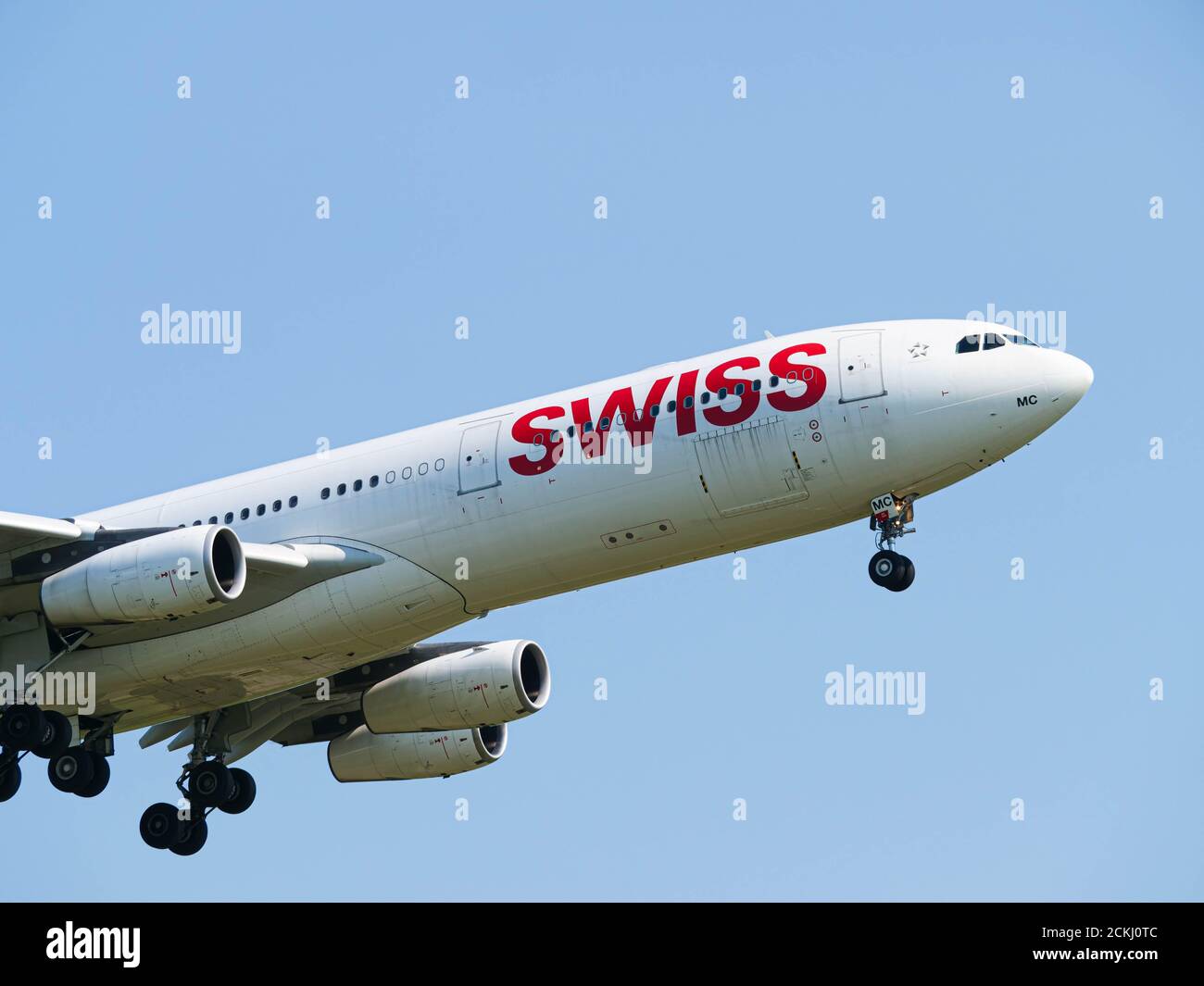 Plane Landing / Take-off Stock Photo - Alamy