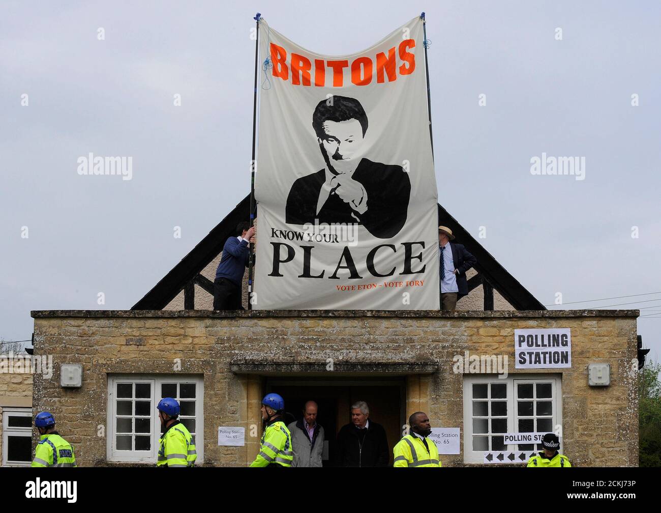 Police witney hi-res stock photography and images - Alamy